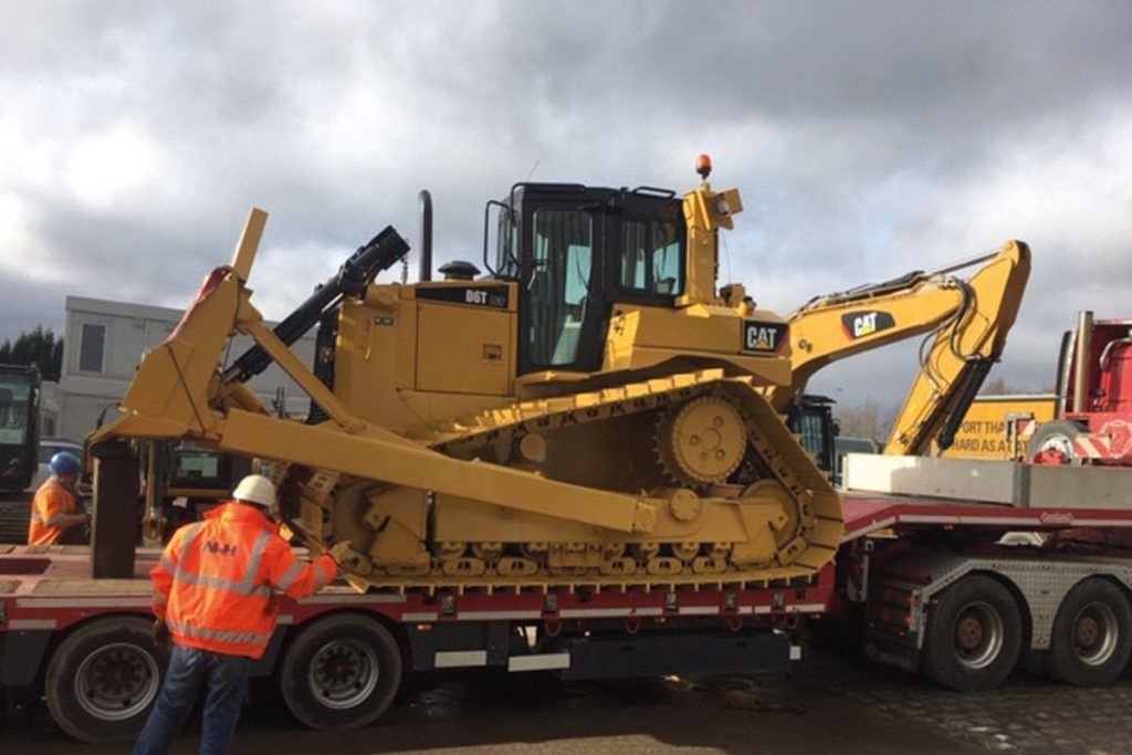 Glasgow team assists with D6T rebuild